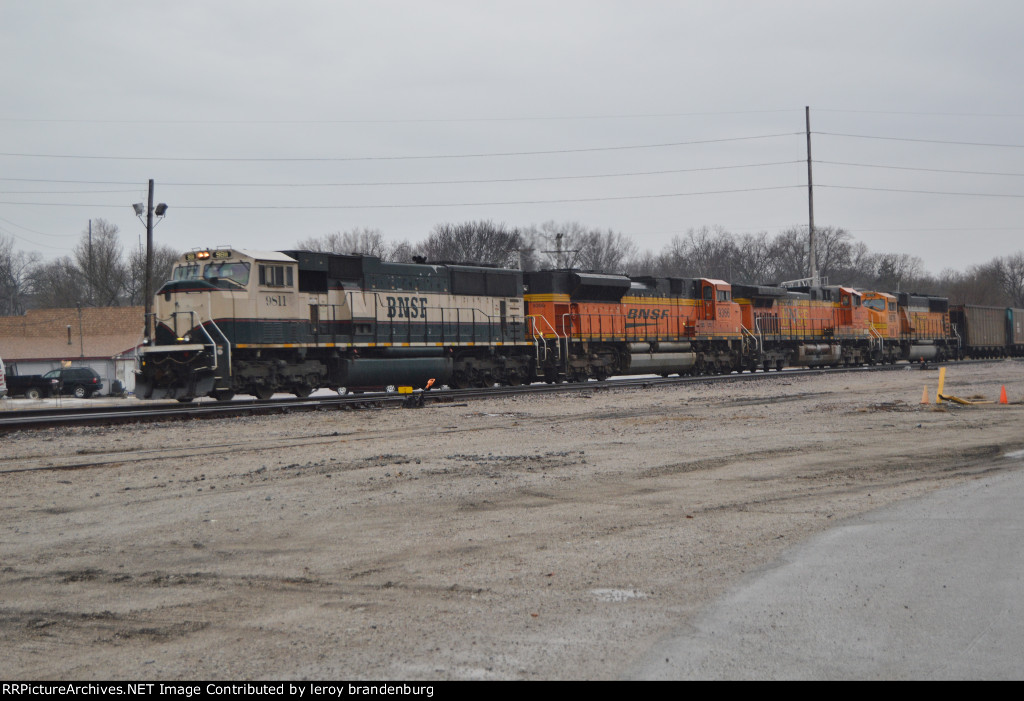 BNSF 9811